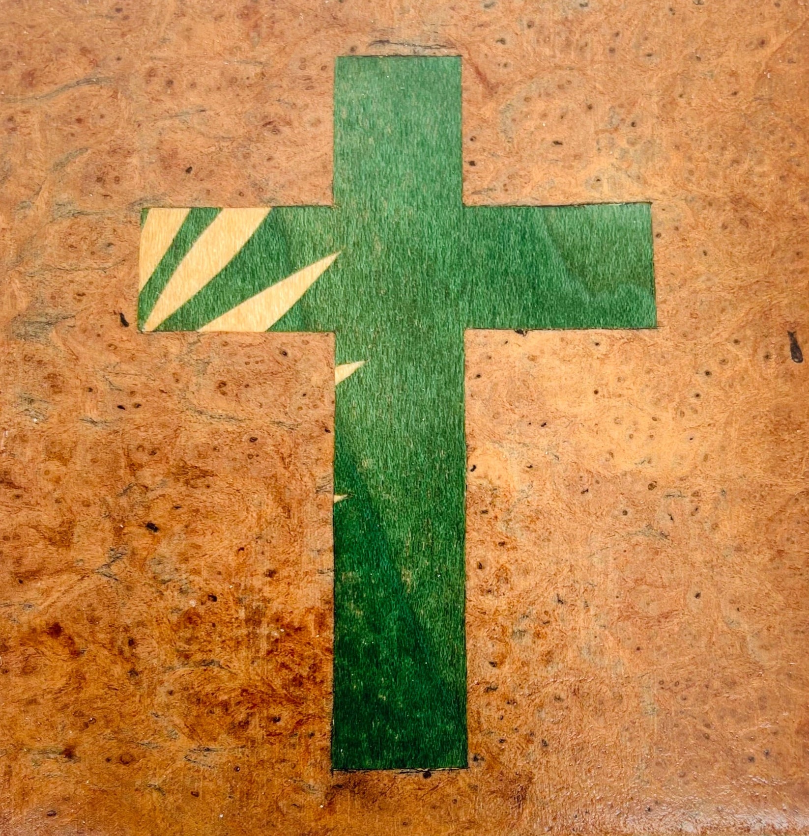 Holiday cards made in wood – TreeToBox