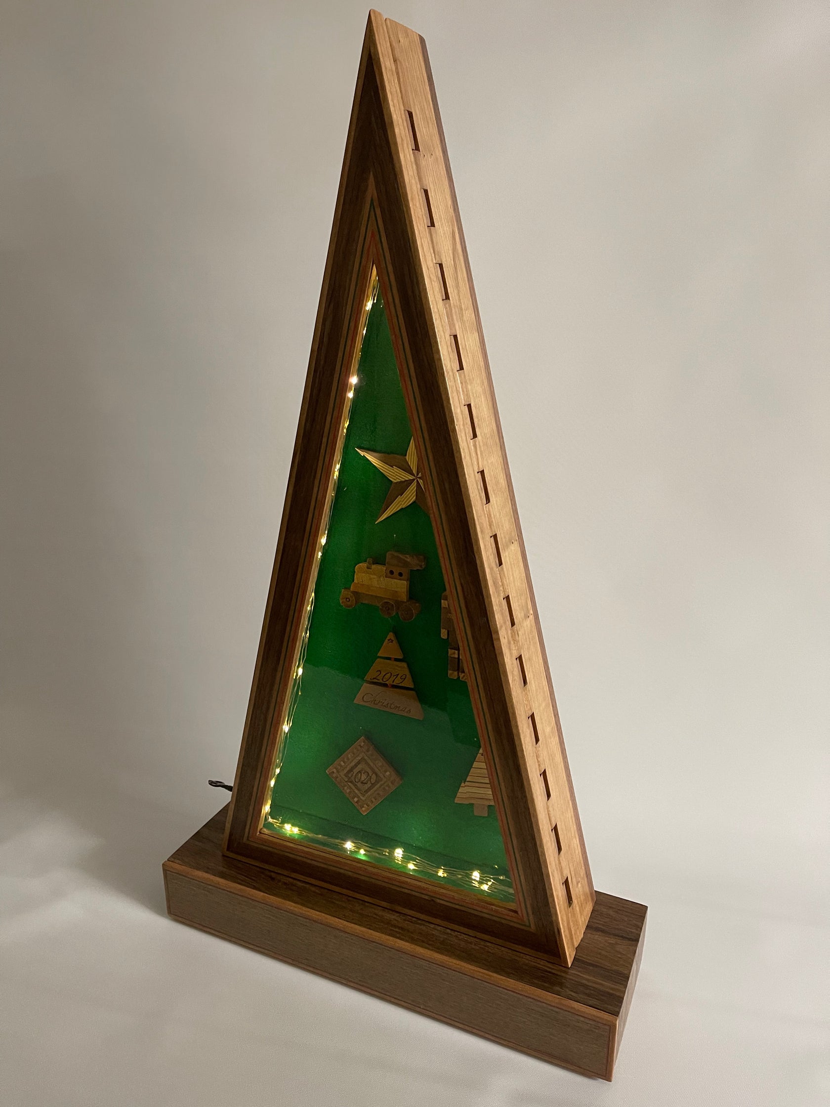 Wooden Triangle Display Cabinet – TreeToBox